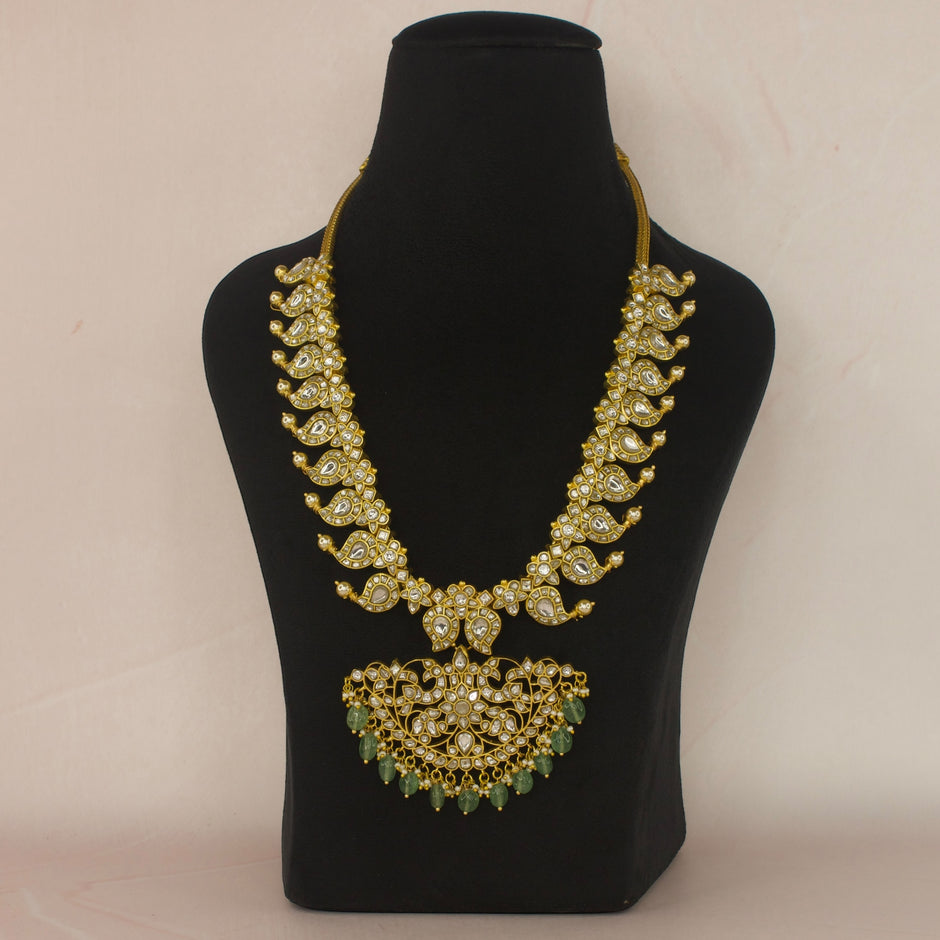 Shop Jadau Kundan Jewellery at DULHAN JEWELS | DULHAN JEWELS